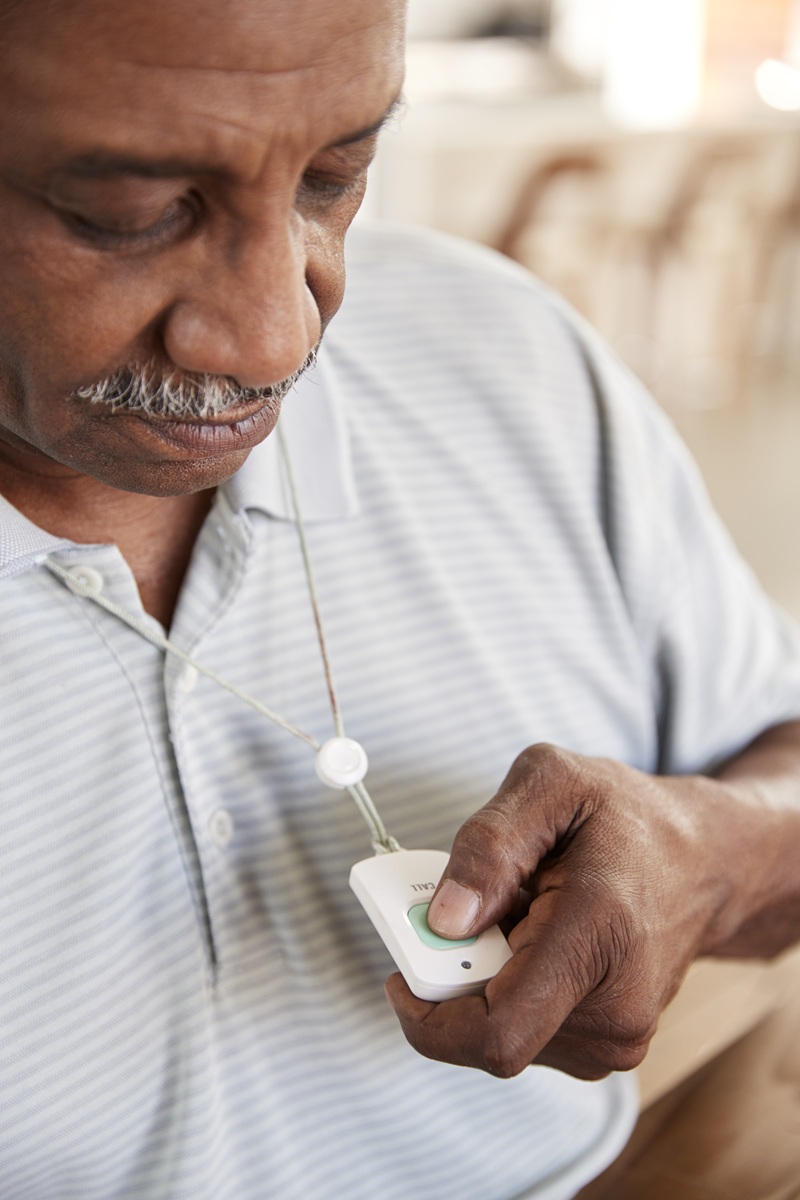 The Best Medical Alert Systems for Seniors: Ensuring Safety and Peace ...